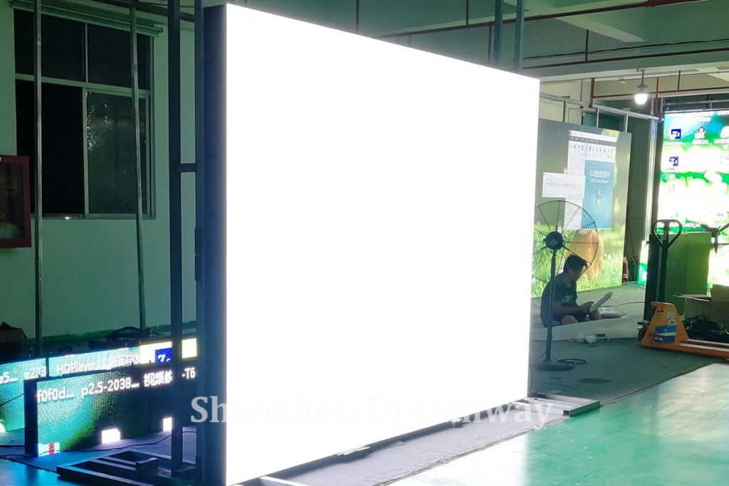 P8 LED Screen Outdoor Advertising Waterproof in Paraguay - Dreamway ...